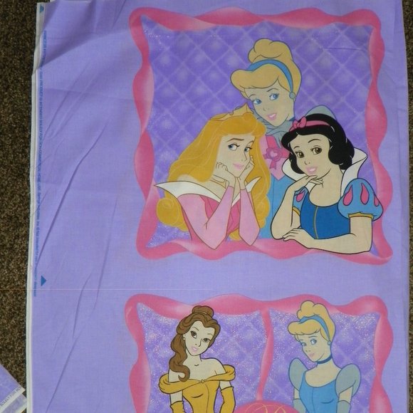Disney | Office | 2 Disney Princess Square Panel | Poshmark